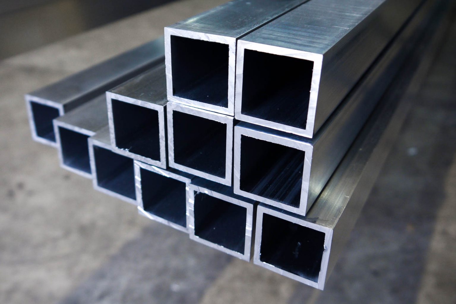 Aluminium bars & tubes | Speed Alloys